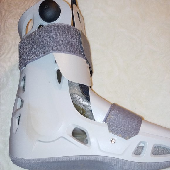 DJO, LL | Other | Aircast Airselect Walker Bracewalking Boot | Poshmark